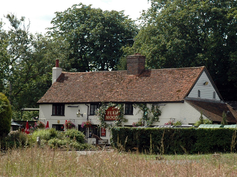 The Full Moon - Visit Chesham and villages